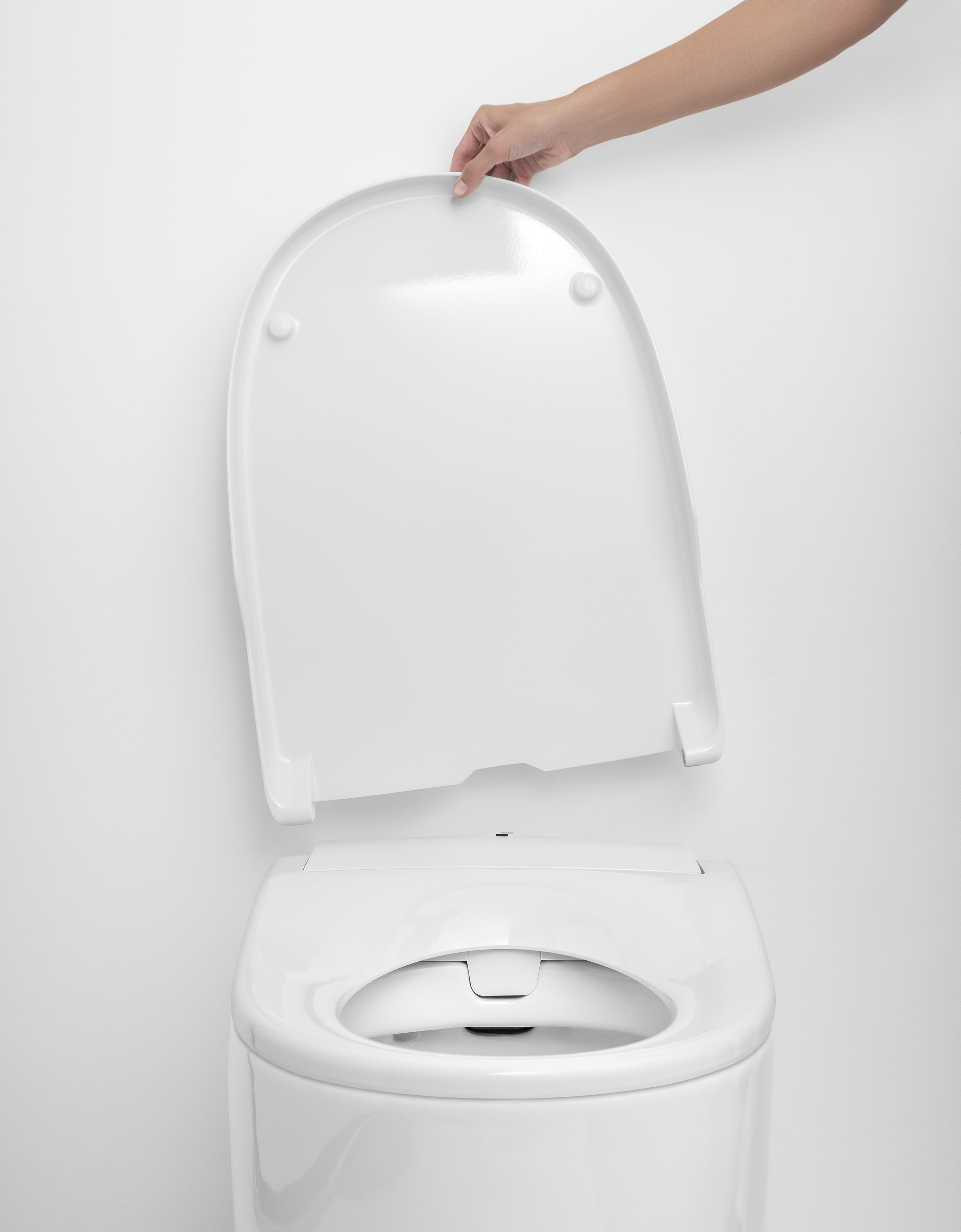 In-Wash® Insignia con In-Tank® - Smart toilet adosado a pared Roca ...